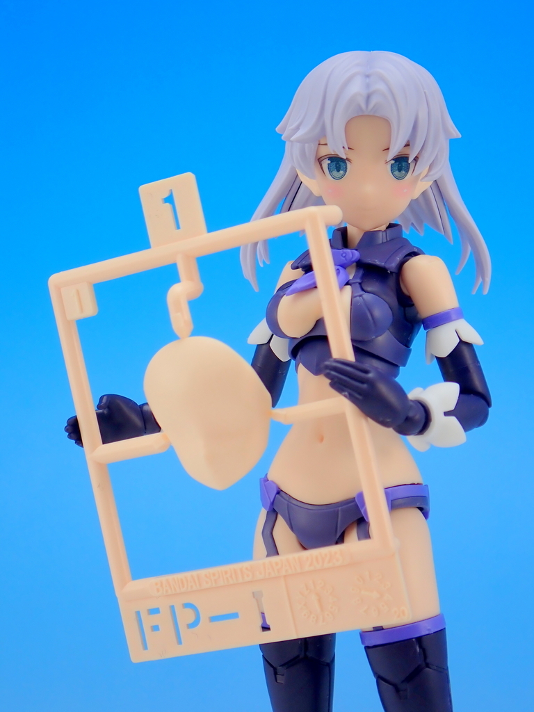 30MS オプションパーツセット11(ファングコスチューム)[カラーA] を作る - YOの玩具箱