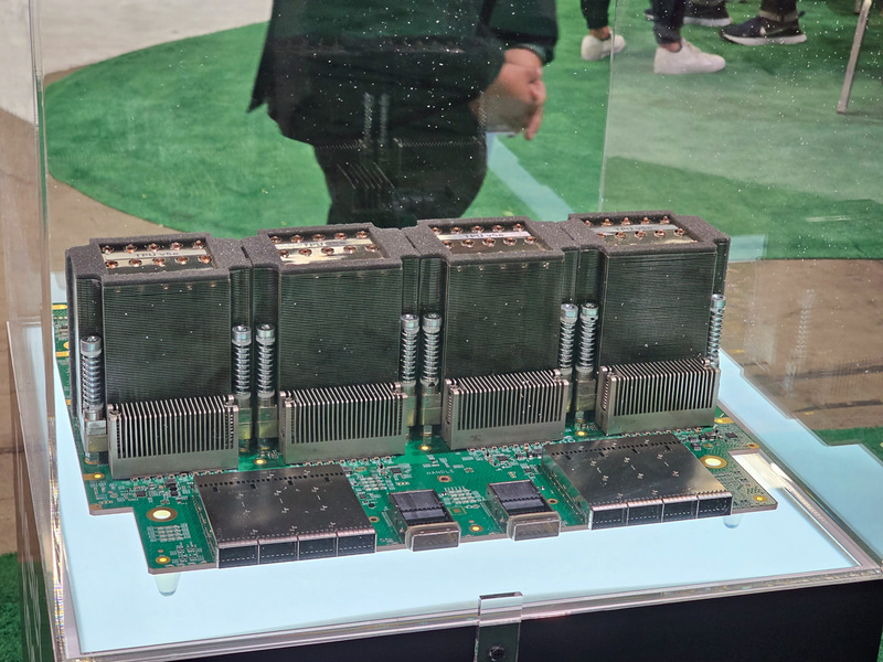 Google TPU v5は存在するのか？ - Vengineerの妄想