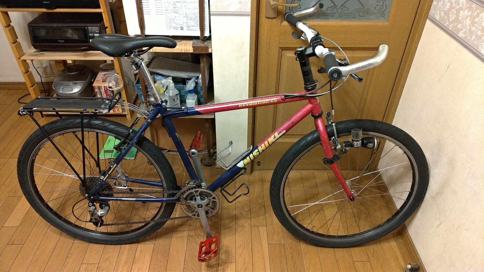 Bruno Tour 700c (2010) にミノウラのMT-800Nというリアキャリアを装着したり、スタンド取り付けたり、サドルを交換したりしてみた。 - ゆ～さぎのクルマ道！（時々自転車！）