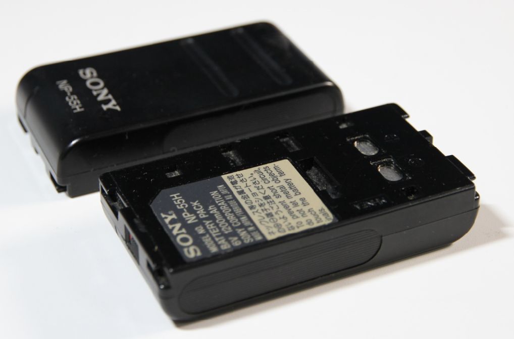 SONY Handycam CCD-TR705 ビデオカメラの紹介 - ぜろべーすの日記