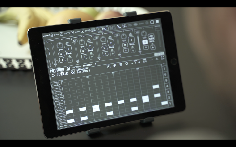 ブルガリアのBackpullver Software社の「Vatanator Pro」:ドラムマシン、サンプラー及び外部AUv3楽器及びエフェクターをロードできる機能を持つiPad用高級 ...