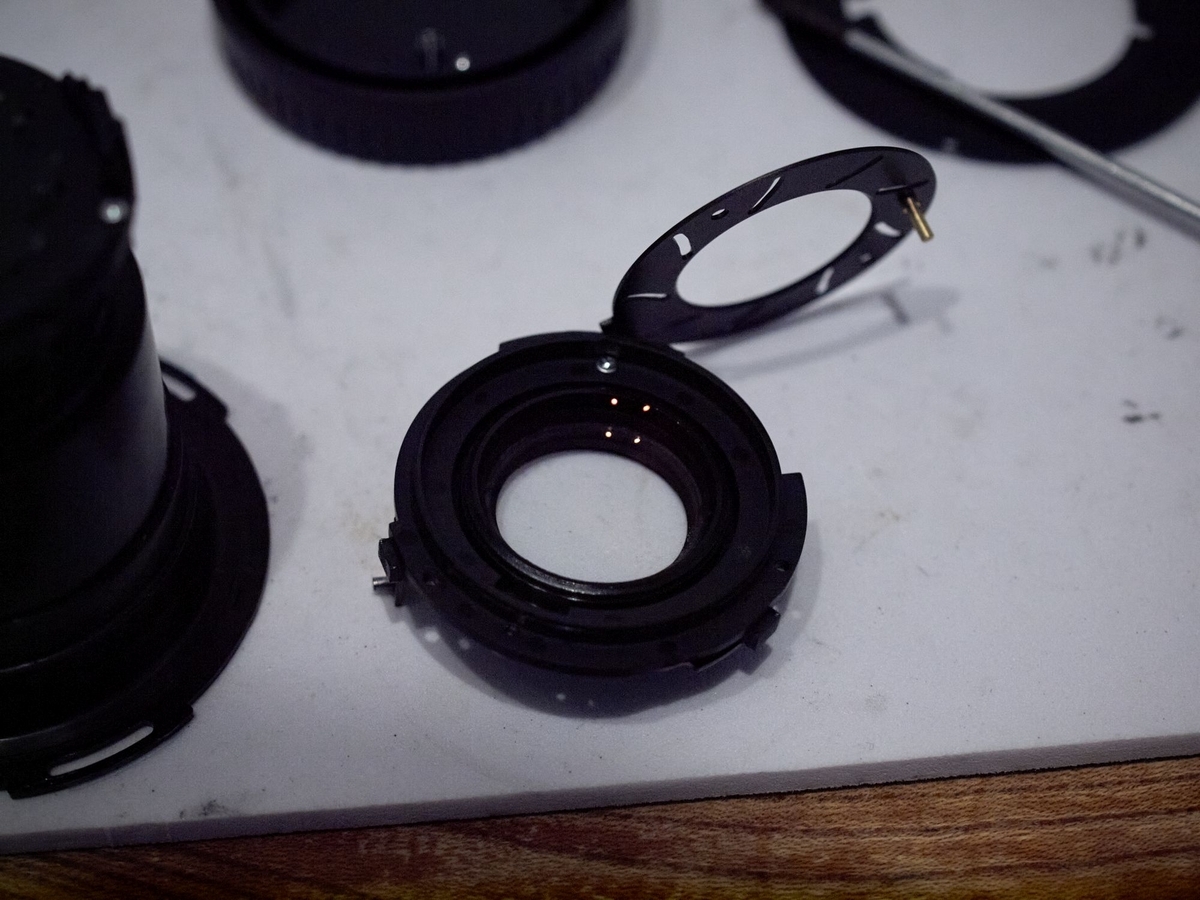 Tamron SP 90mm F2.8 Macro 72B - Futatabi-Hajimeru