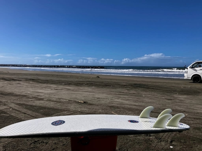 SURF#67 微風オフ腰腹セット胸 ⇒ 特製ロースカツ重 - 波乗り後日記 (aftersurf’s diary)