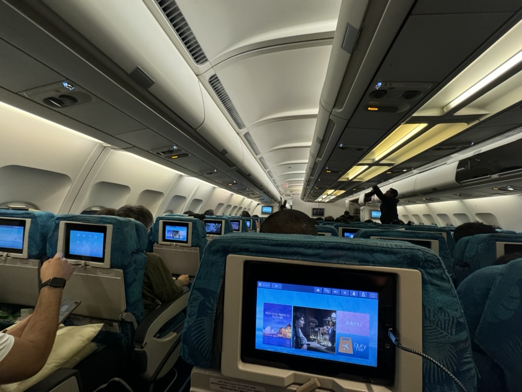 【搭乗記】スリランカ航空の機内食は？ 成田-コロンボ往復便の機内食・座席・モニター・獲得マイル・オンラインチェックインなど実体験紹介 ...