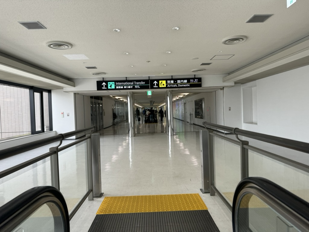 【搭乗記】スリランカ航空の機内食は？ 成田-コロンボ往復便の機内食・座席・モニター・獲得マイル・オンラインチェックインなど実体験紹介 ...