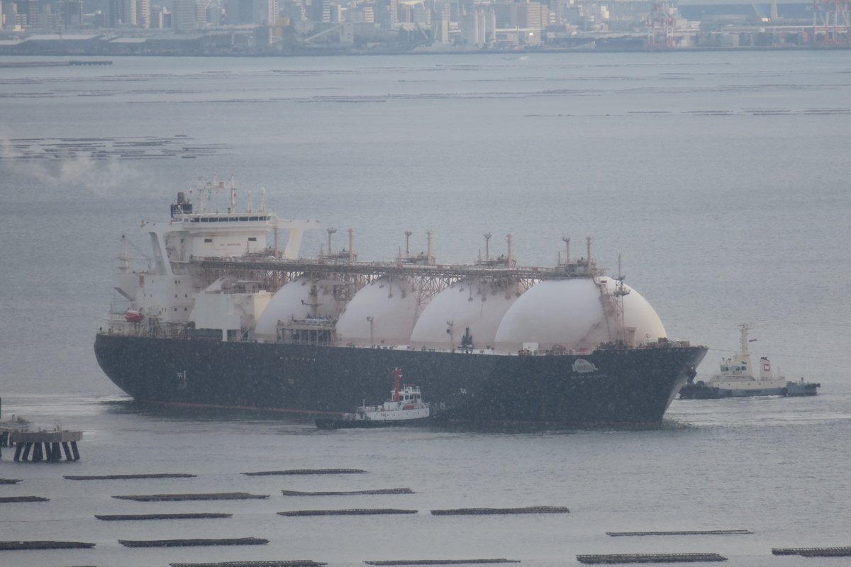 大型LNG船JAMAL - 安芸君の散歩画像1