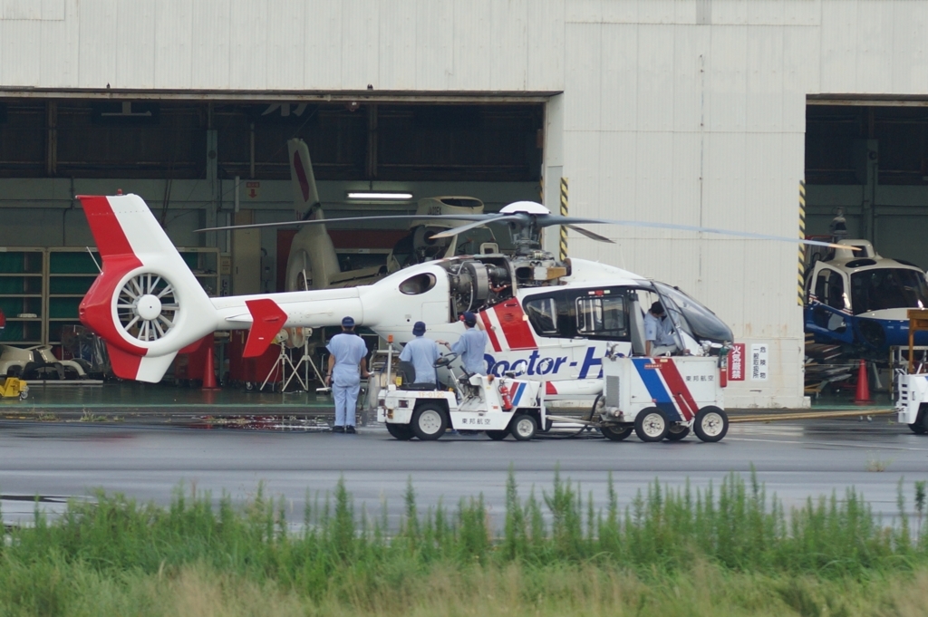 2017年9月12日（火）ドクターヘリ JA32KC 調布飛行場 - 基本は調布飛行場で見たヘリコプターの日記