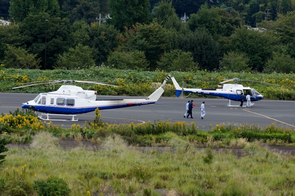 2017年10月18日（水）JA6772 JA506E JA32KC 調布飛行場 - 基本は調布飛行場で見たヘリコプターの日記