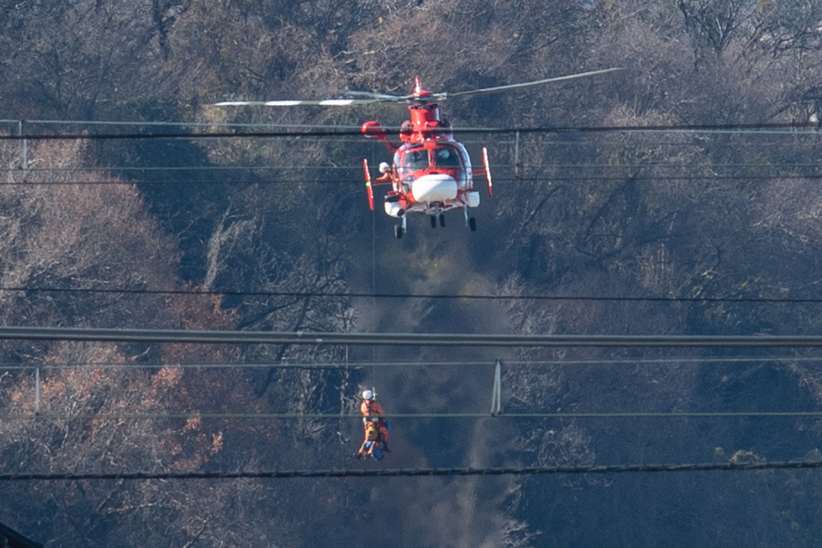 2019年12月23日（月）① 救助活動でJA01FD「おおたか」とJA14TD「ちどり」が来た話 - 基本は調布飛行場で見たヘリコプターの日記
