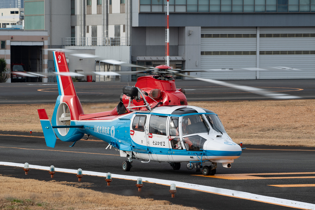 基本は調布飛行場で見たヘリコプターの日記