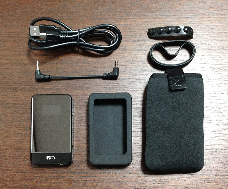 ハイレゾ対応 USB DAC 搭載ポタアン「FiiO E07K」を試してみた 〜 iPhone とのデジタル接続もOK！ - white croquis