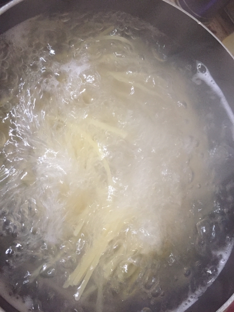 お家で簡単パスタ！ジェノベーゼの作り方（300円以内） - 現役プロバーテンダーが教えるお酒，料理の一般教養