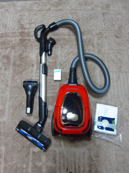 Electrolux ergothree auto EER530SO - なじょんしょば