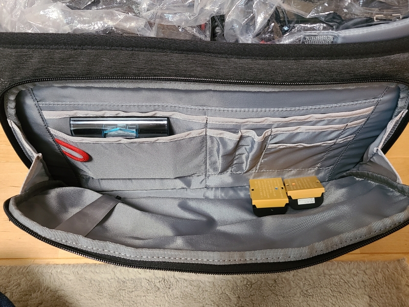 thinkTANKphoto カメラバッグ Vision 15 - なじょんしょば