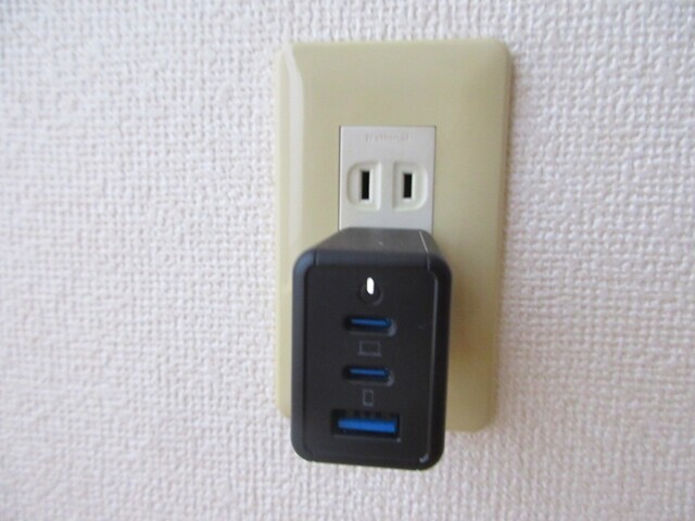 USB AC充電器(ACアダプターUSB充電器)レビュー！Type-C対応超軽量モデル！SUCHIDOL - 自由気ままにアンザイレン