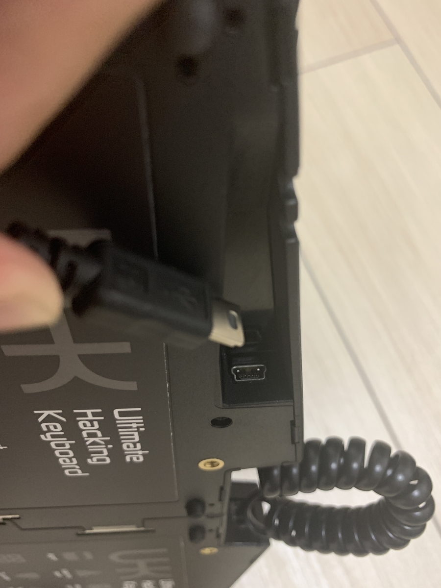 人生最後のキーボードを購入 Ultimate Hacking Keyboard (UHK 60 v1) - 学習する天然ニューラルネット