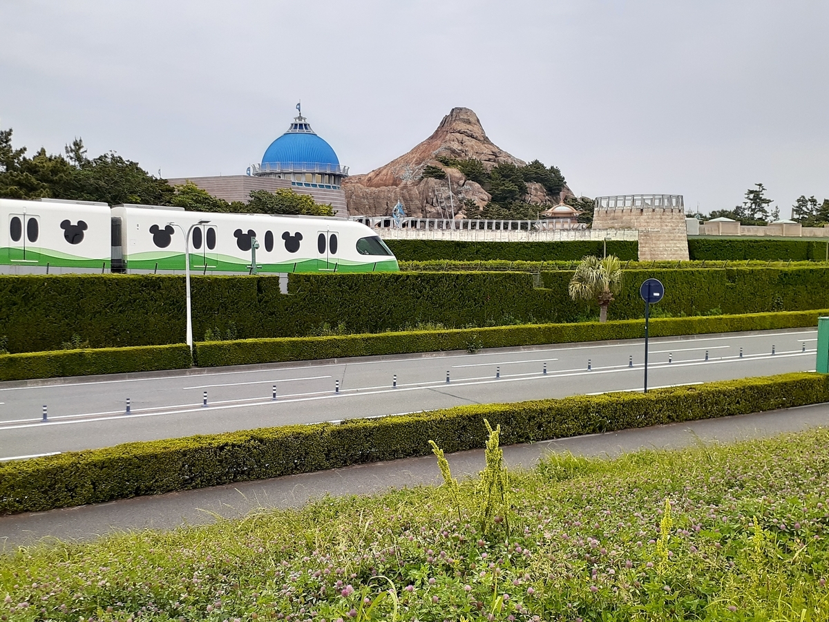 東京ディズニーリゾートの先ー2 - 荒川三歩