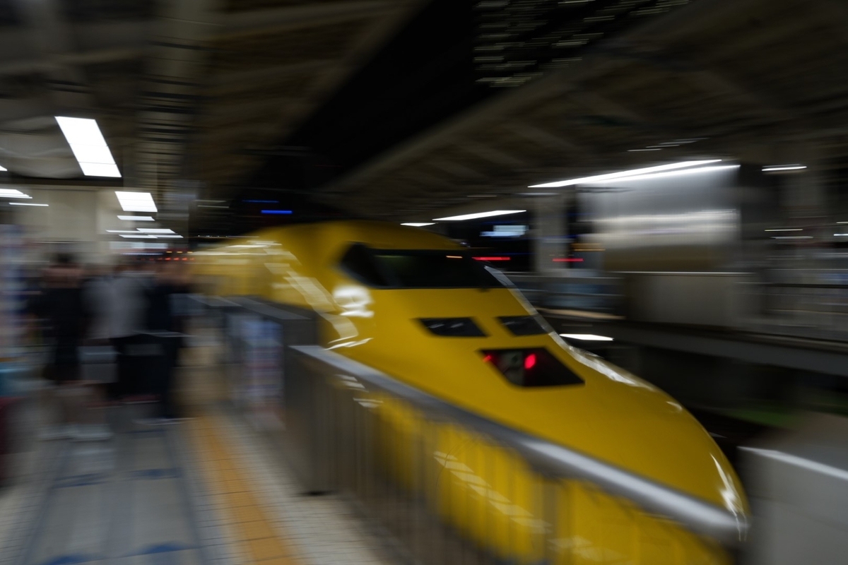 本年はどうもありがとうございました。来年もどうぞよろしくお願いいたします。良いお年をお迎えください。 - 嵐、ゴルフ、ミステリーの日々2