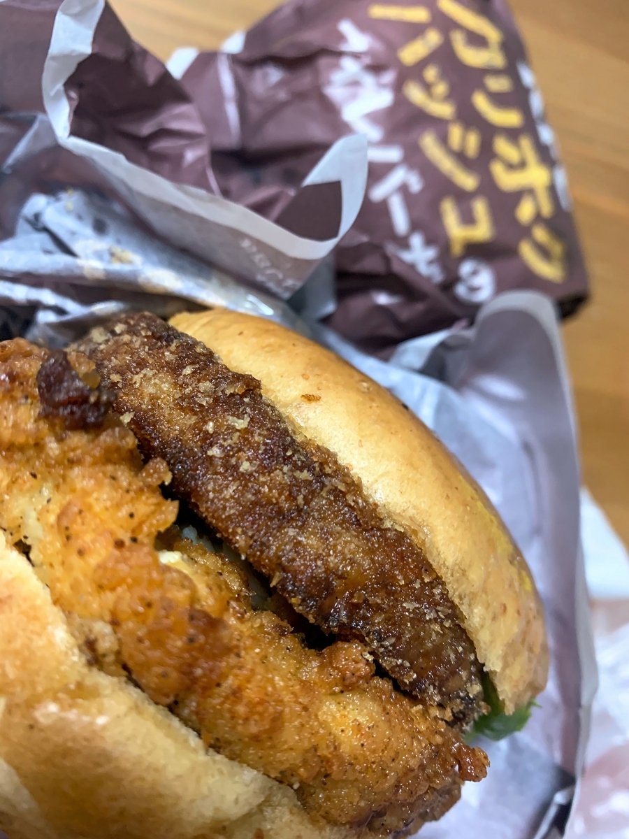 CM見て雨の中いそいそと買いに向かったKFC🍔 - 麻と白とくま