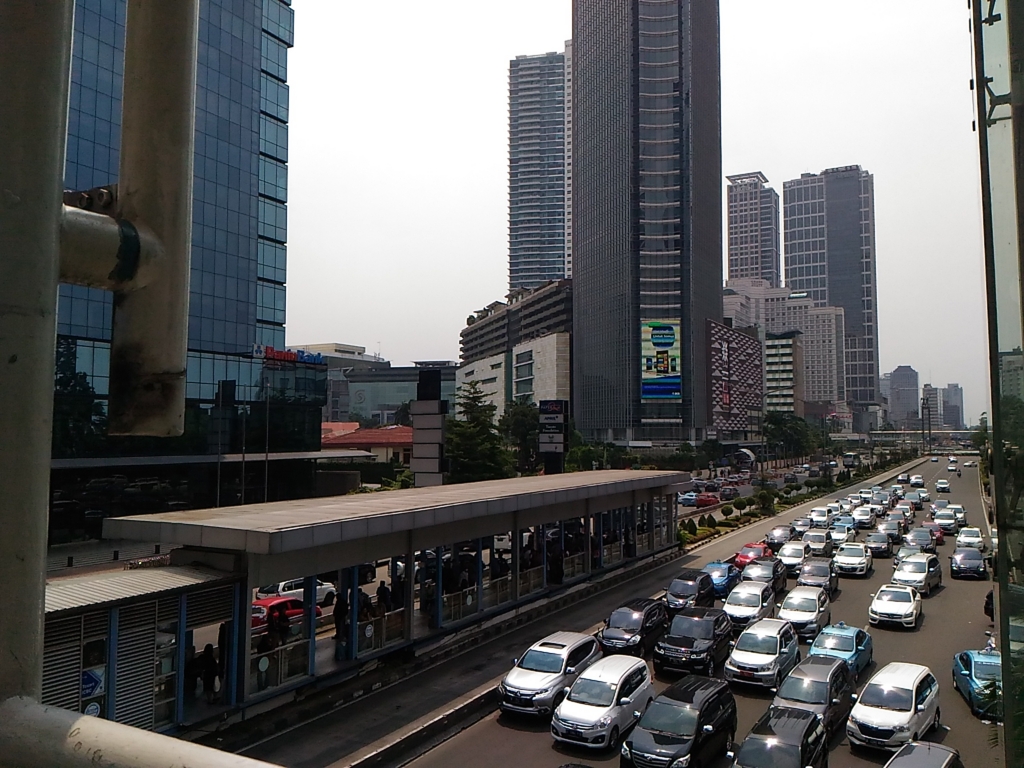 ジャカルタのBRT＆通勤電車 - ASEANブラブラ旅日記