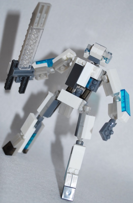 ダイソー プチブロック（PETIT BLOCK） ROBOT BUILDER'S Type:01 KNIGHT（ナイト） 人型 - うたかたの日々