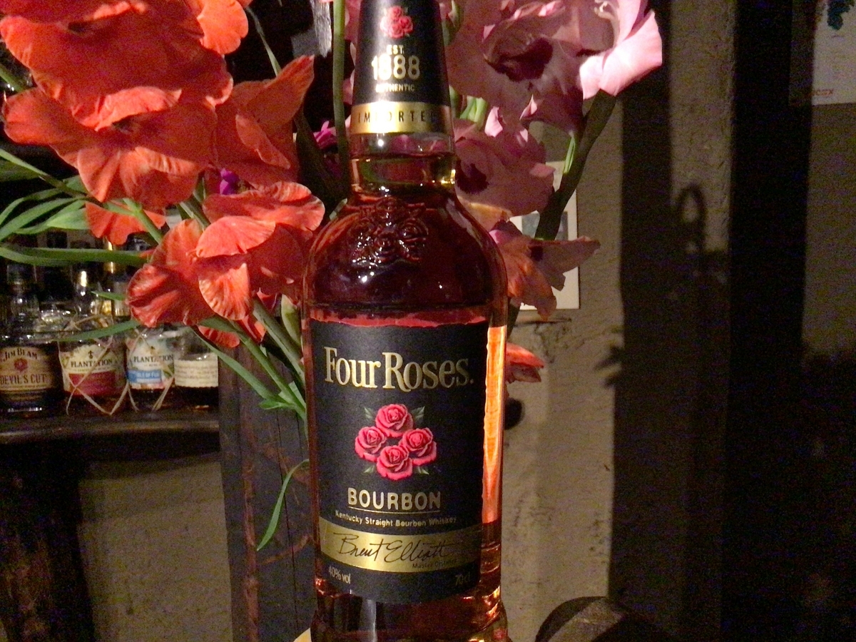 Four Roses - bar-oak's diary
