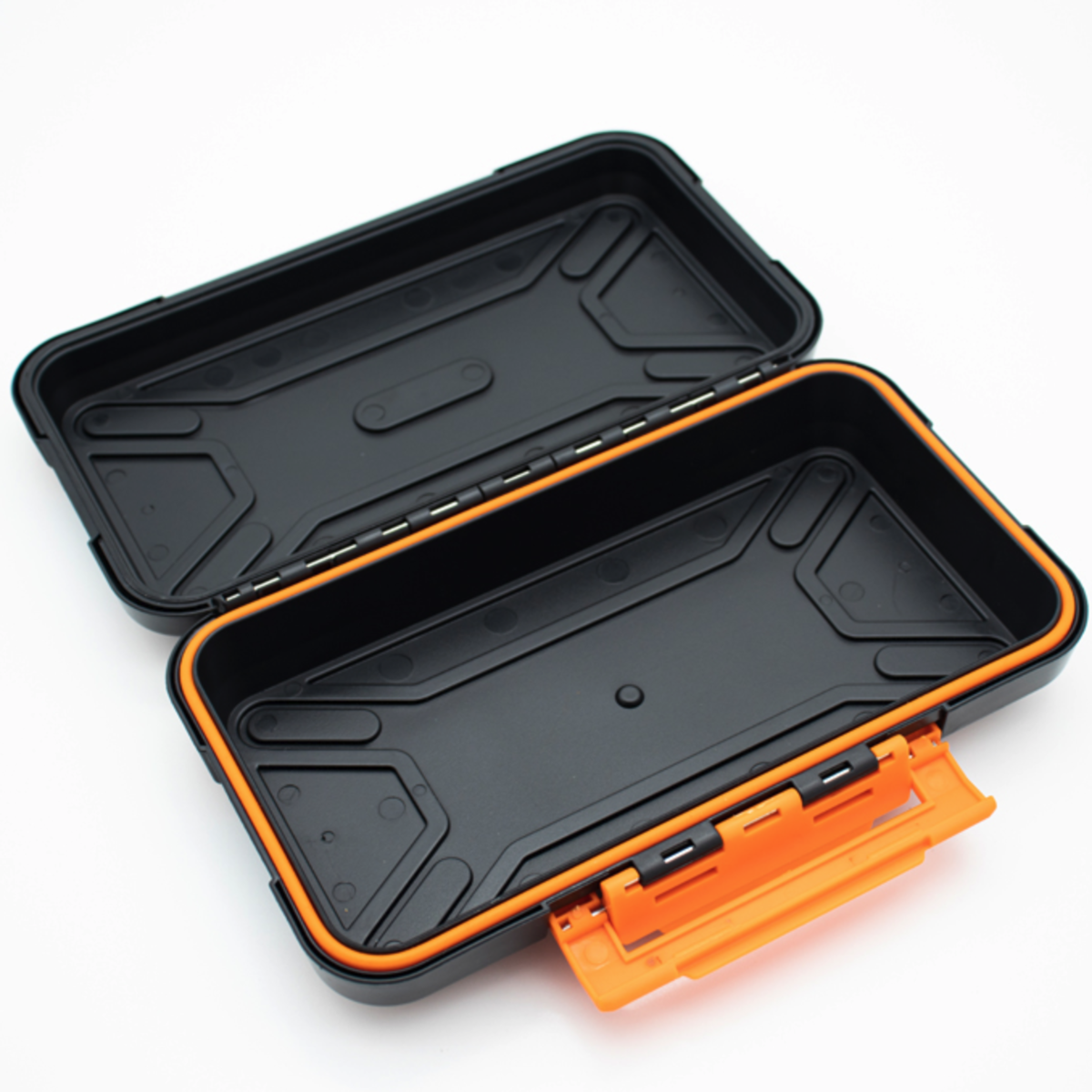 【GEECRACK×MAGBITE】防水、高浮力のルアーケース「ジークラタンクフリー」発売！ - バス釣り速報