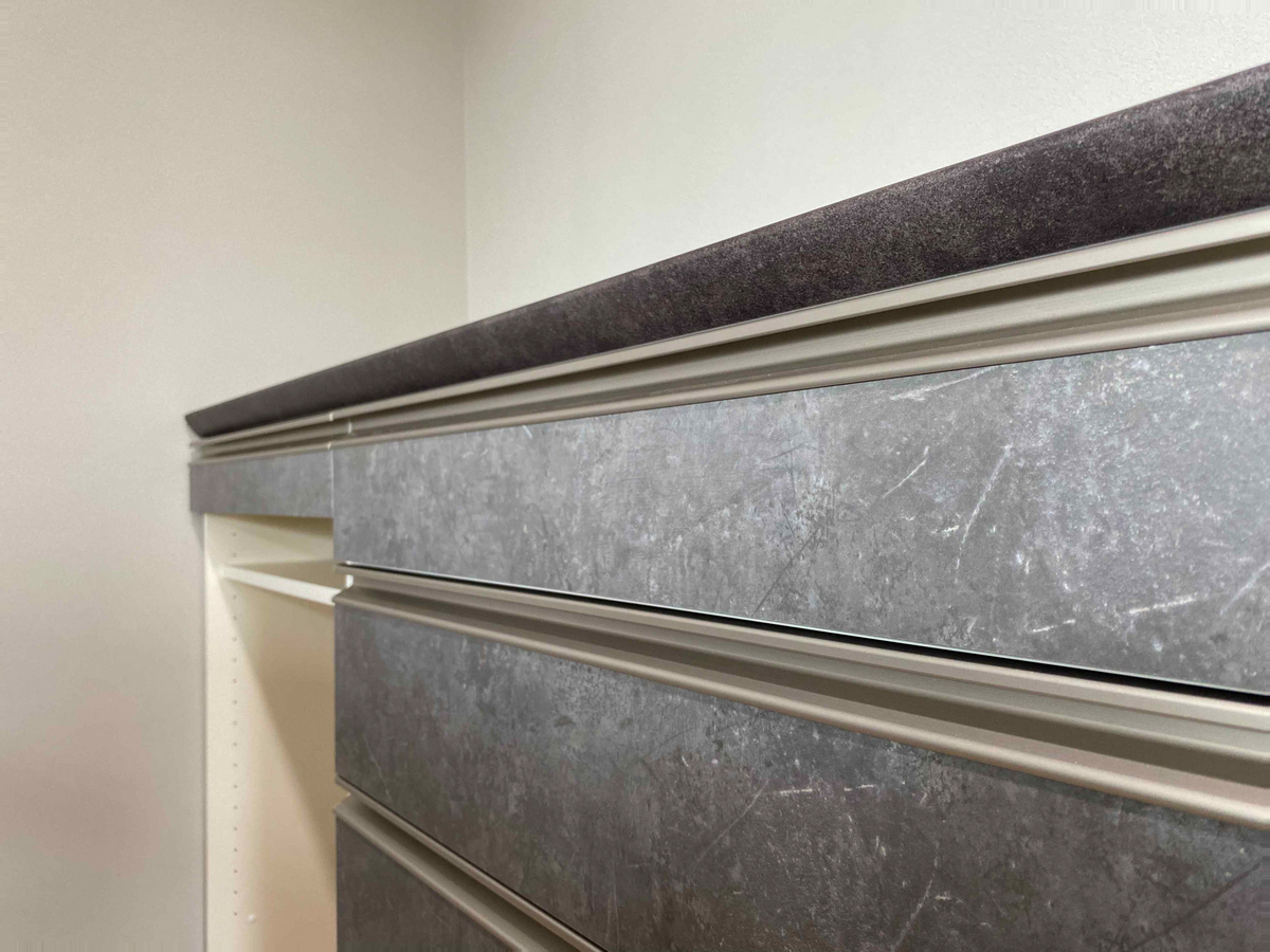 パモウナNE実例【カラーオーダー：JI-800K・天板セラミカネロ・引出しグレードの違い】 - interior design office BEORCブログ｜居心地のよいインテリアデザイン ...