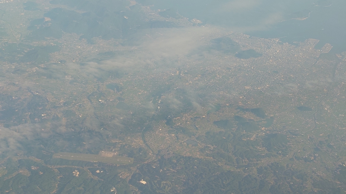 【搭乗記】ANA/NH0240(福岡/東京羽田)【78G】 - 日本の迷い方