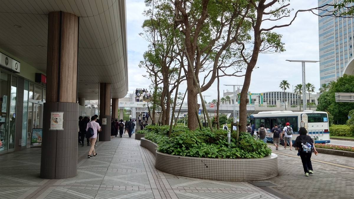 【歩いてみた】JR海浜幕張駅からZOZOマリンスタジアム - 日本の迷い方