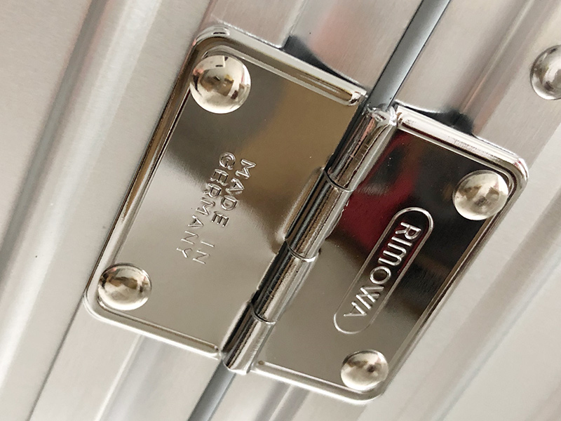 RIMOWA Topas Multiwheel Electronic Tag 82.0L レビュー - マイルでハワイ