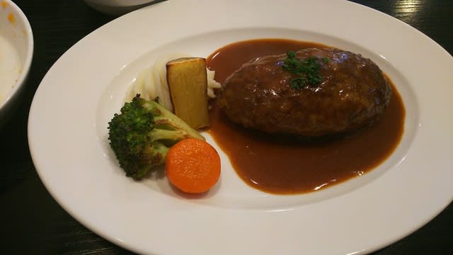 dining BULL - Forest Sync.