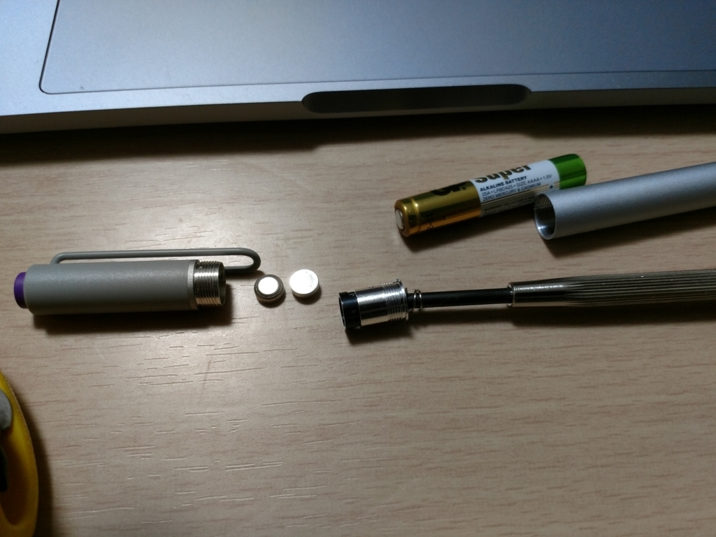 VRoidStudioさわってみる&Surface Pro 3のペンの電池交換 - そんな今日この頃の日記