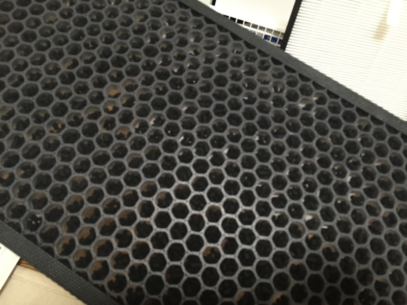 amazonに乗せられて買った、SHARP加湿空気清浄機 KC-D50W を開封。 - bogoさんのお得通信。