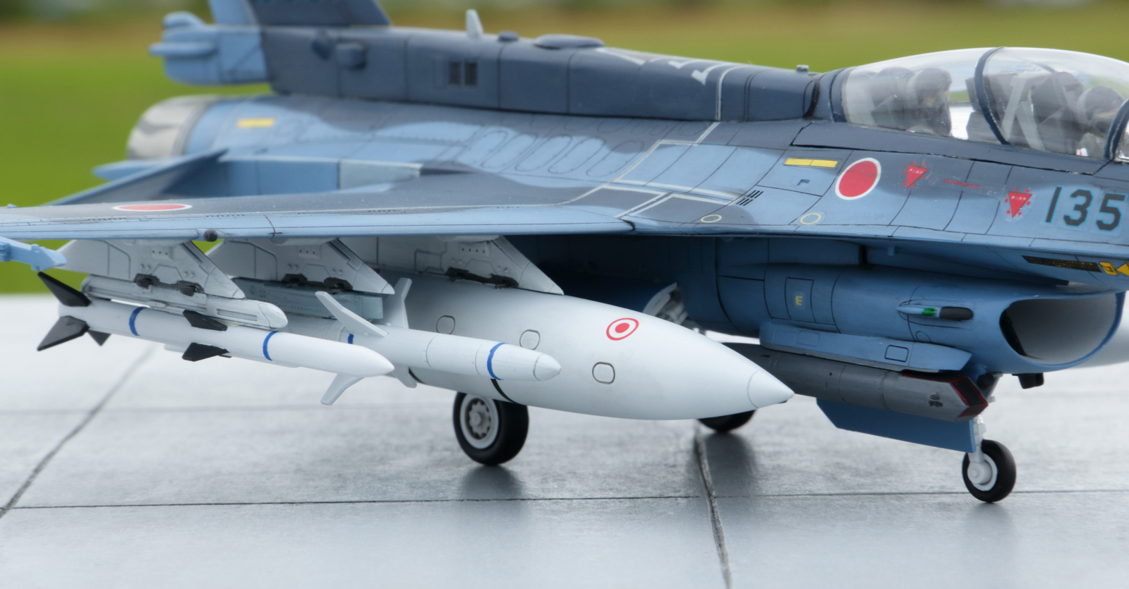 1/72 F-2B改 航空自衛隊 - 俺が思うに、例えばあの子は模型少女