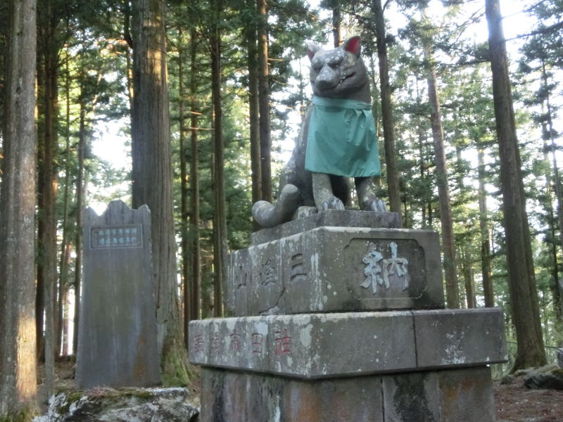 羊山公園（芝桜）、三峰神社（パワースポット） コンビネーションでいくのがおすすめ - Botuku's diary
