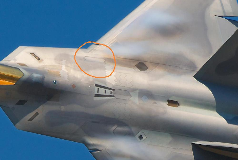 最先端F-22戦闘機に旧式の機関砲が装着された理由 - 〜正解を知る観点~