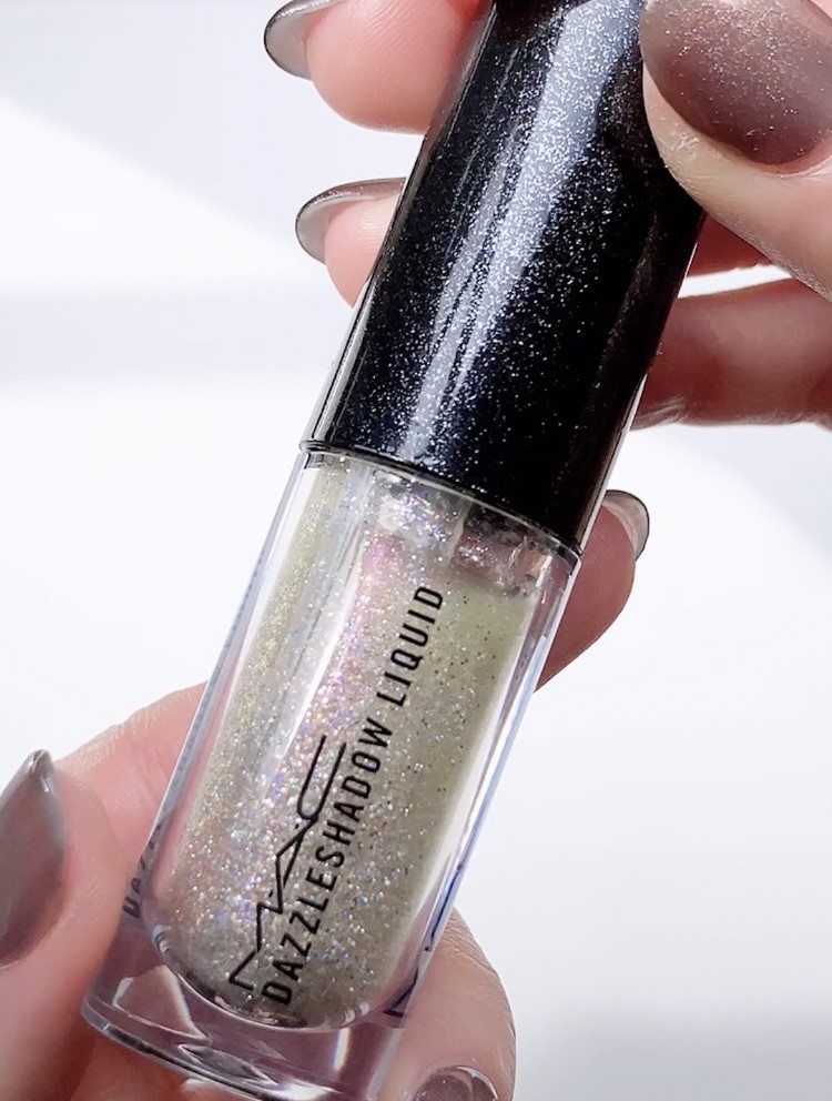 おすすめ色は？MAC ダズルシャドウリキッド人気色レビュー - BUBBLISM BLOG (バブリズム ブログ)