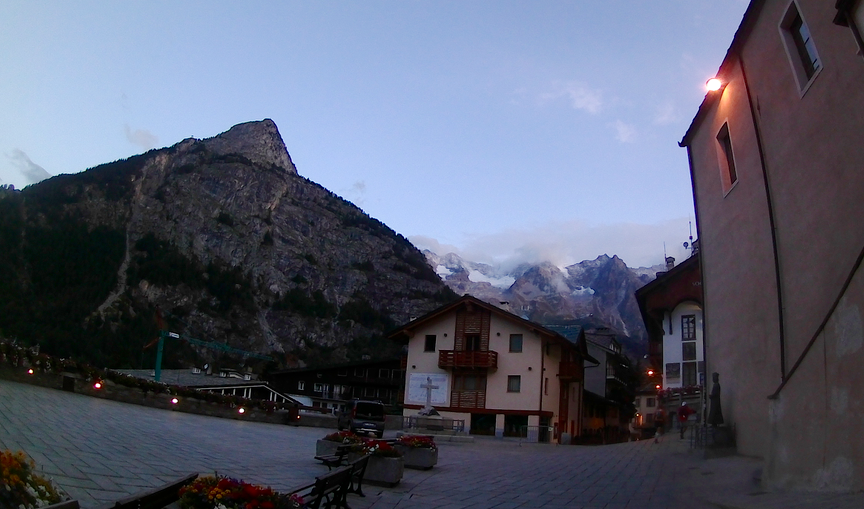 UTMB 2017 ④ COURMAYEUR から CHAMPEX-LAC - 遙かなるUTMB