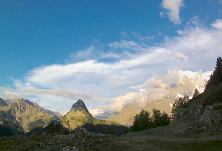 UTMB 2017 ④ COURMAYEUR から CHAMPEX-LAC - 遙かなるUTMB