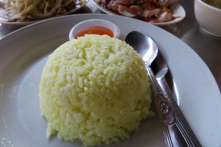 Red Garden Food Paradiseでの3食 - Cafe de Castella Annex