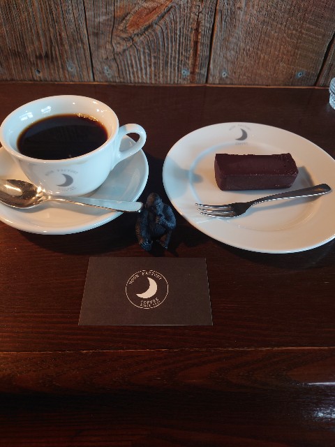MOON FACTORY COFFEE（三軒茶屋） - cafegorilla’s blog
