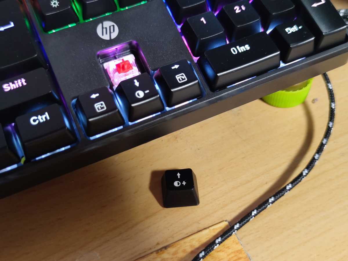 PC：赤軸搭載メカニカルK/B HP GK320 Red - carcass5382's diary