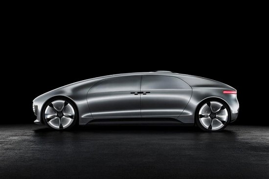 2030年のメルセデスセダン!?燃料電池と自動運転のF015ラグジュアリー - 車好き新型車ニュース NewCar 最新自動車情報