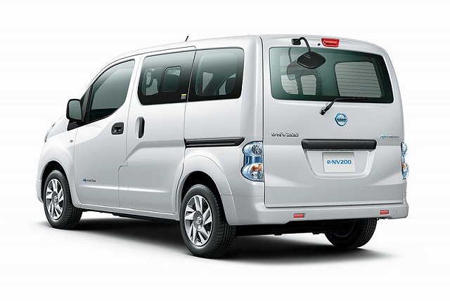 【日産新型e-NV200最新情報】マイナーチェンジ40kWh電池！7人乗りワゴン/バン電気自動車の航続距離や充電時間、価格は？ - 車好き新型車ニュース NewCar 最新自動車情報