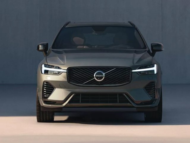【ボルボ新型XC60】マイナーチェンジ「新デザイン&大画面ディスプレイ!」2025年6月2日改良日本発売！ - 車好き新型車ニュース NewCar 最新自動車情報