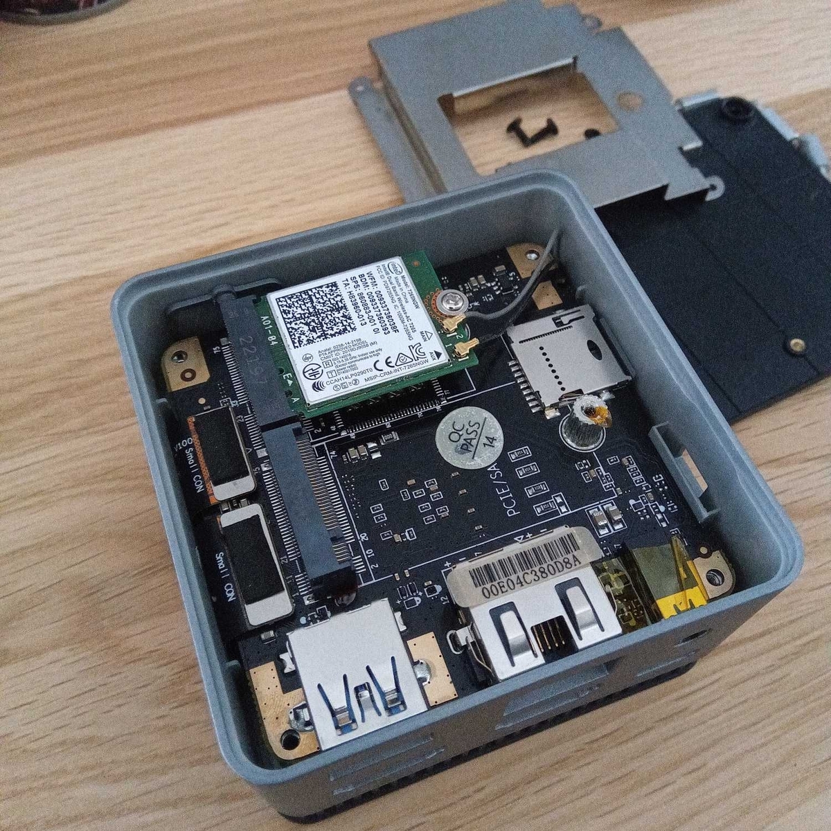GMKTEKのNUCBOX5レビューと、NUCBOX3が壊れたので分解。 - Case No.5