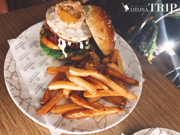 シェラトン・セブ・マクタンリゾート内の洞窟バー「BUHI BAR（ブヒ バー）」を口コミ - Otona Trip - オトナ トリップ