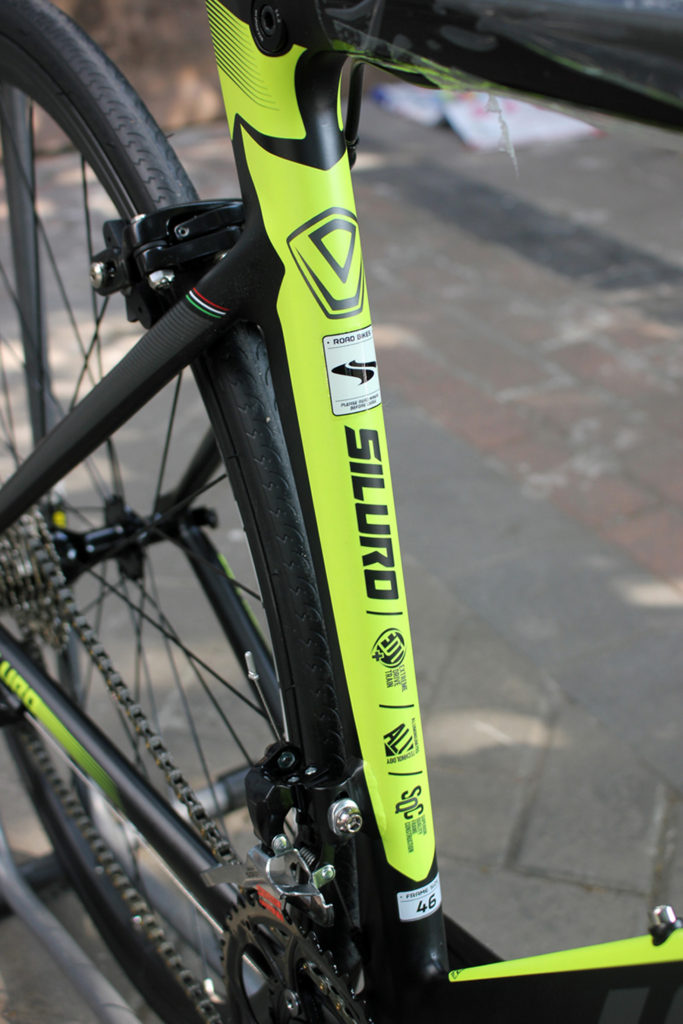 JAVA Bikes注目ロードバイク『700c SILURO2‐3000c』 - チャラーズばいしくる