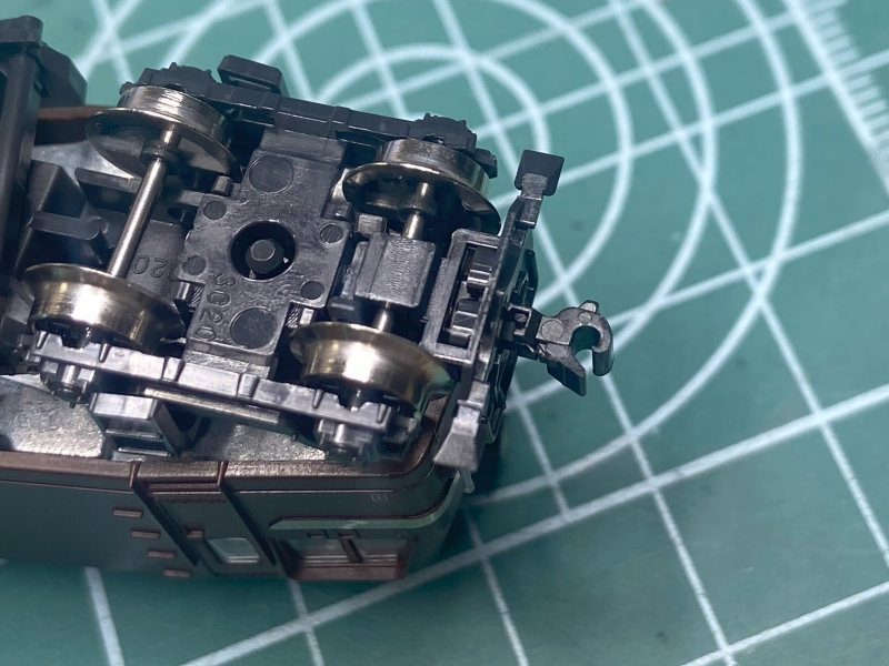 KATO EF58旧製品（初期型大型窓茶塗装）／ナックルカプラー換装 - NEW CHIBA TRAIN NET